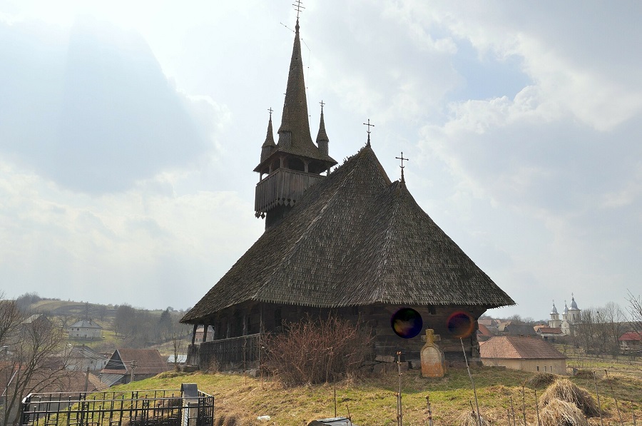 Biserica de lemn din Păniceni - România Misterioasă